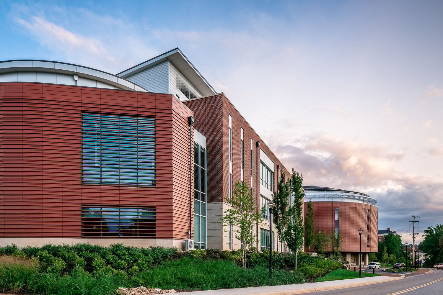 The Advantages of Terracotta Cladding Systems